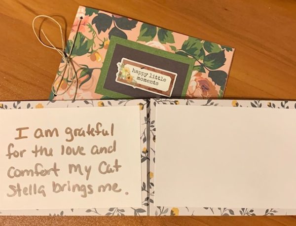 How To Make An Easy Gratitude Journal